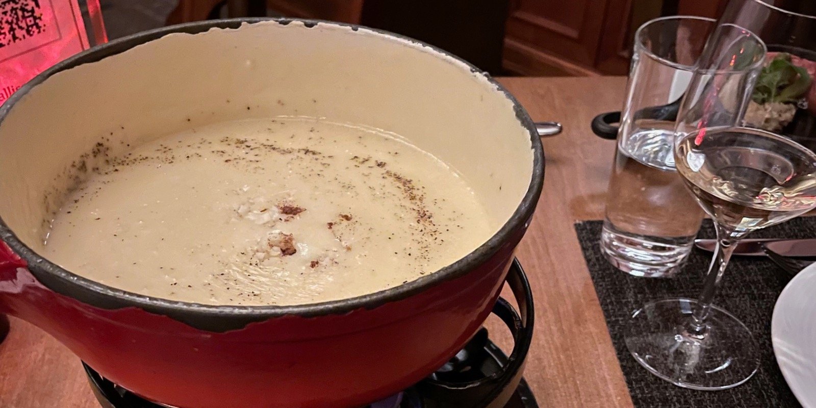 Walliser Stube (Lake Louise, Alberta) - Small Barrels